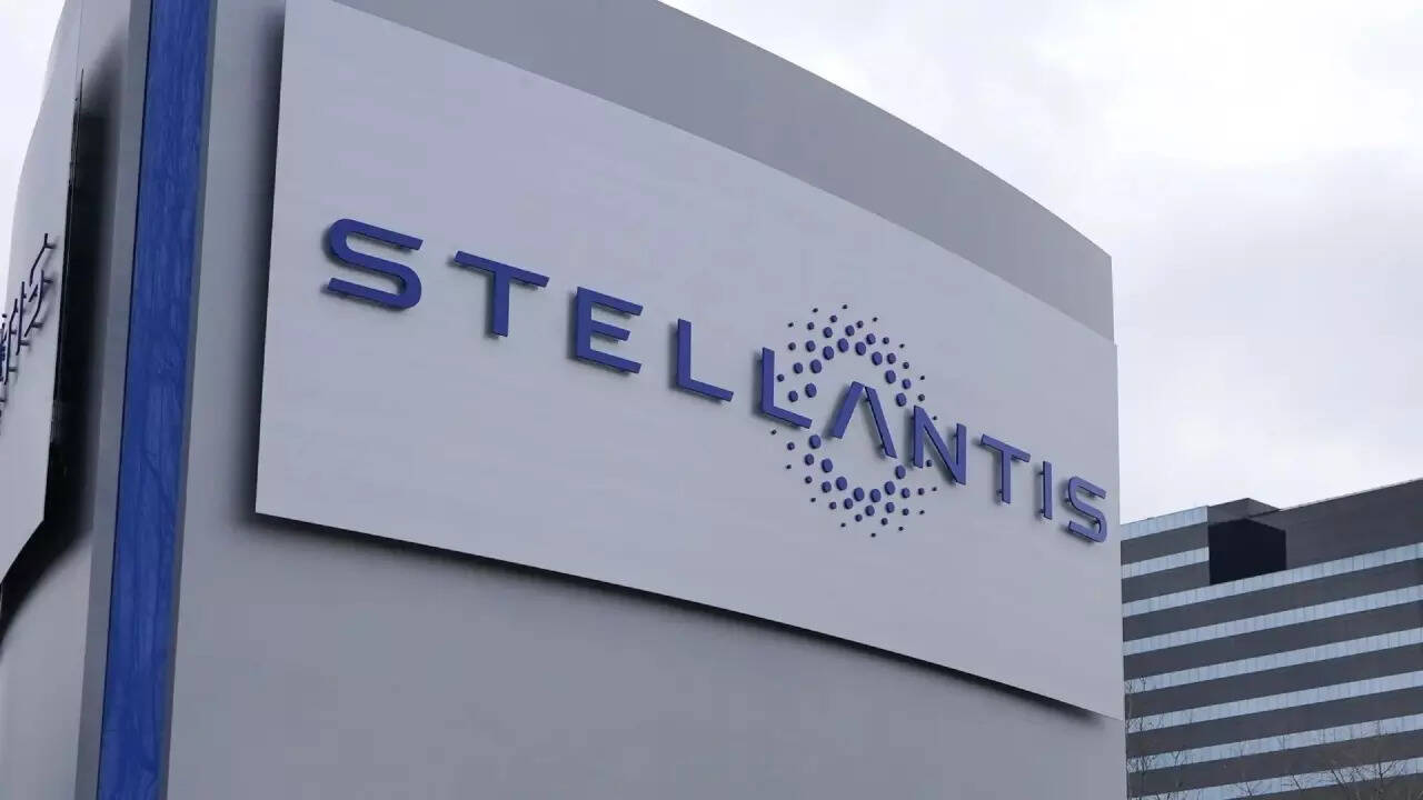 Global auto giant Stellantis to set up EV manufacturing and export hub ...