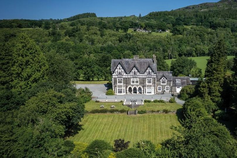 UK holiday company to reopen Welsh manor house as hotel
