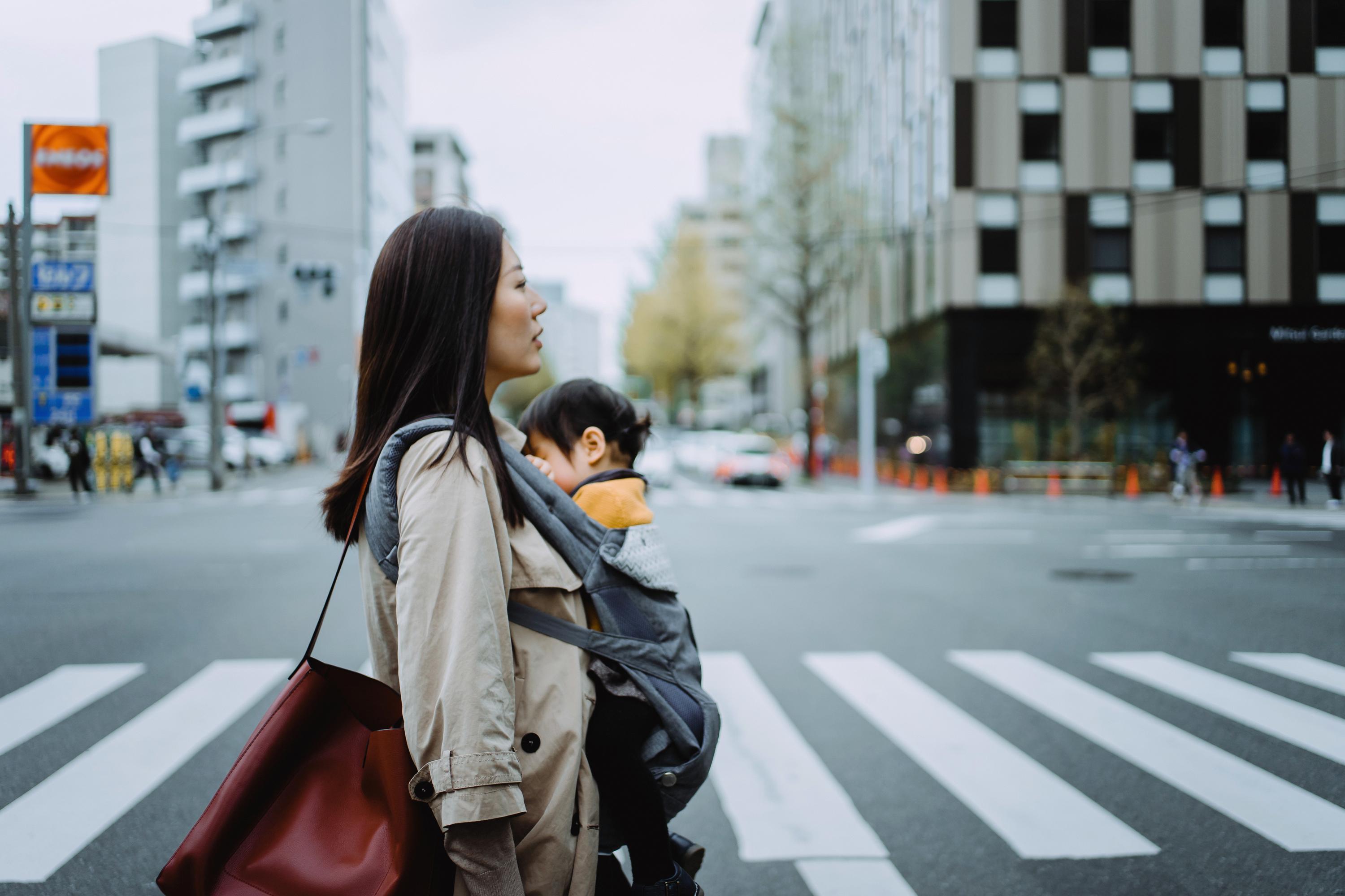 Accoucher dans la douleur : cette tradition japonaise qui décourage les mères et fait chuter le ...