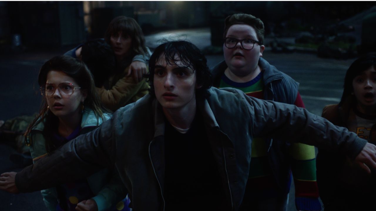 Stranger Things creators studied legendary TV finales like Six Feet ...