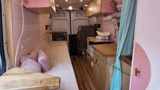 "Womb Bus" connects expecting moms in the Bronx to doulas, maternal ...