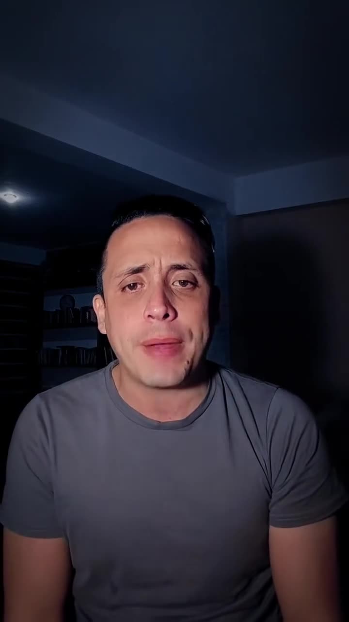 Todos tenemos una historia que contar. Escríbeme al WhatsApp en el li...