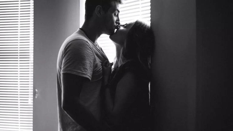 The science behind a kiss: Why it feels electric, deep, and unforgettable
