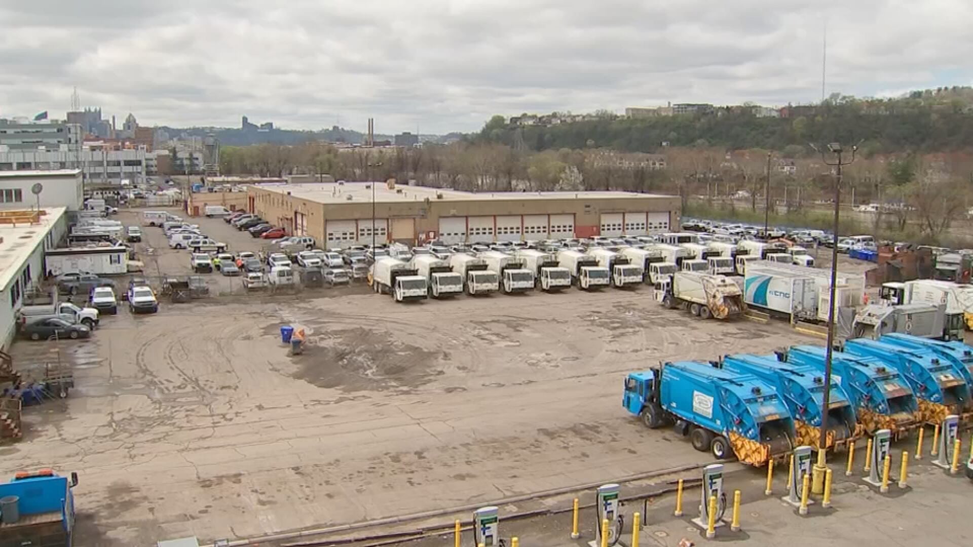 Pittsburgh fleet manager says nearly 300 vehicles need to be replaced within 2 years