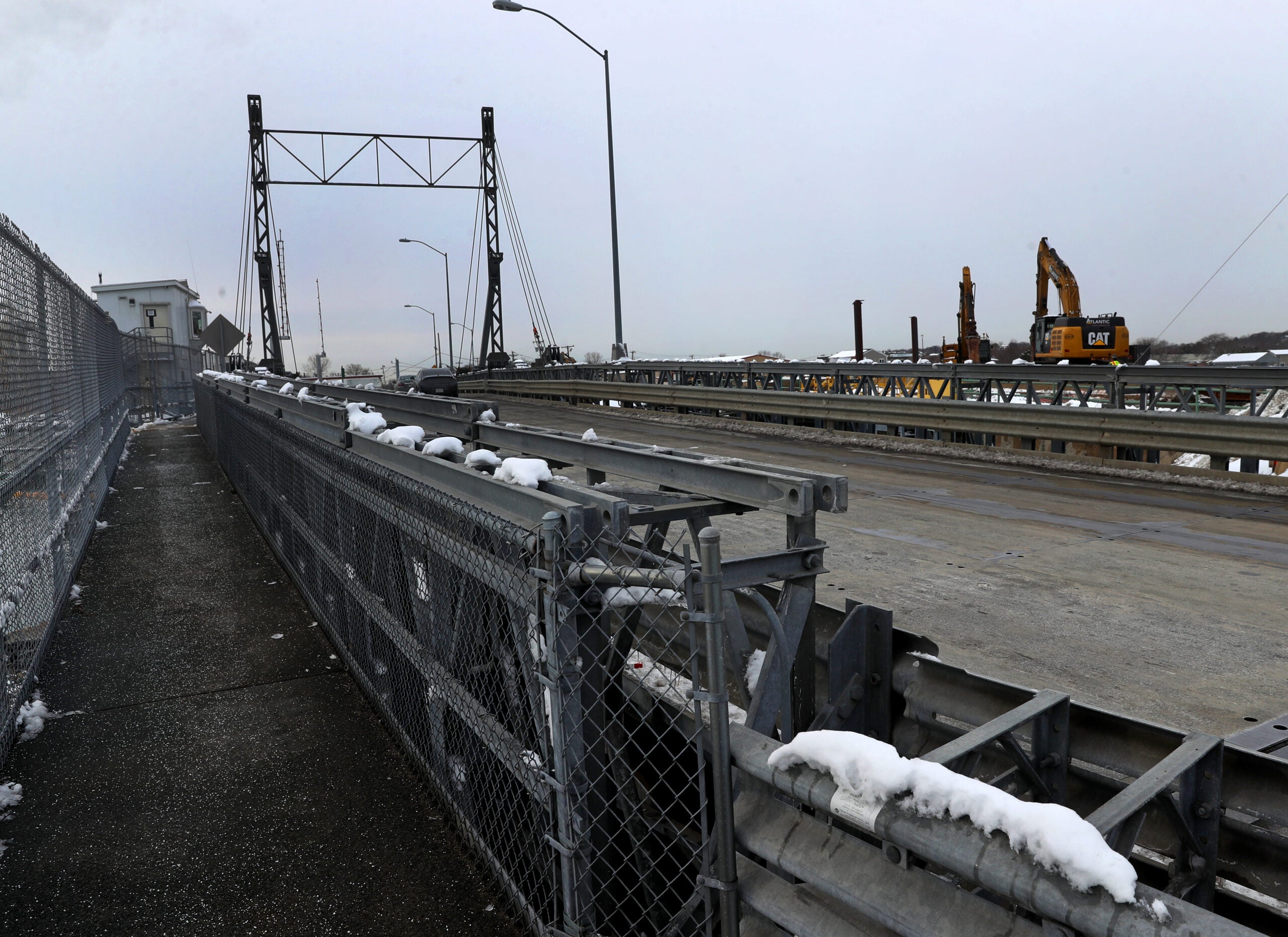 North Shore bridge closed indefinitely after inspection turns up need ...