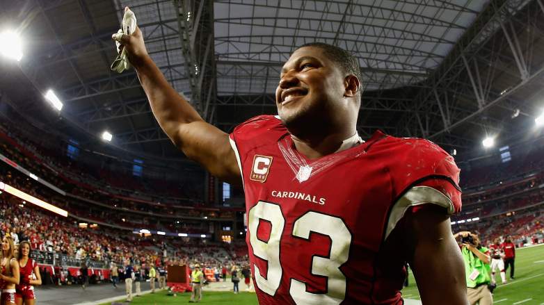 Bears Linked to Acquisition of 18.5-Sack Edge Rusher