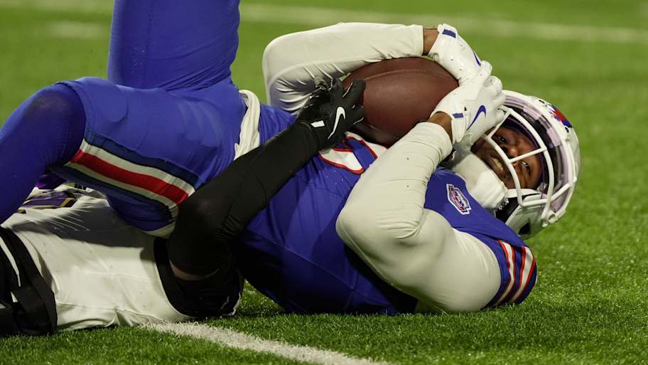 Bye week injury updates on six Bills' players, including three banged ...