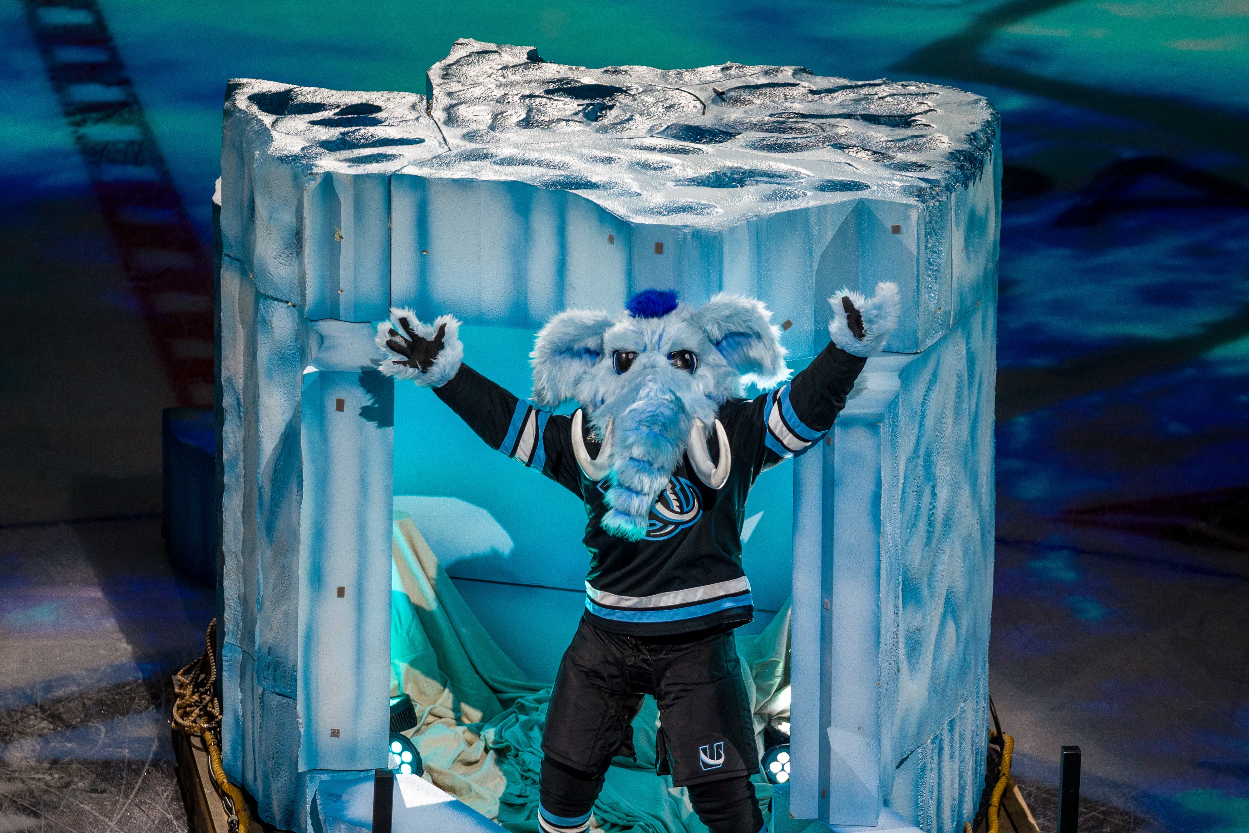 Utah Mammoth mascot revealed: Meet ‘Tusky’
