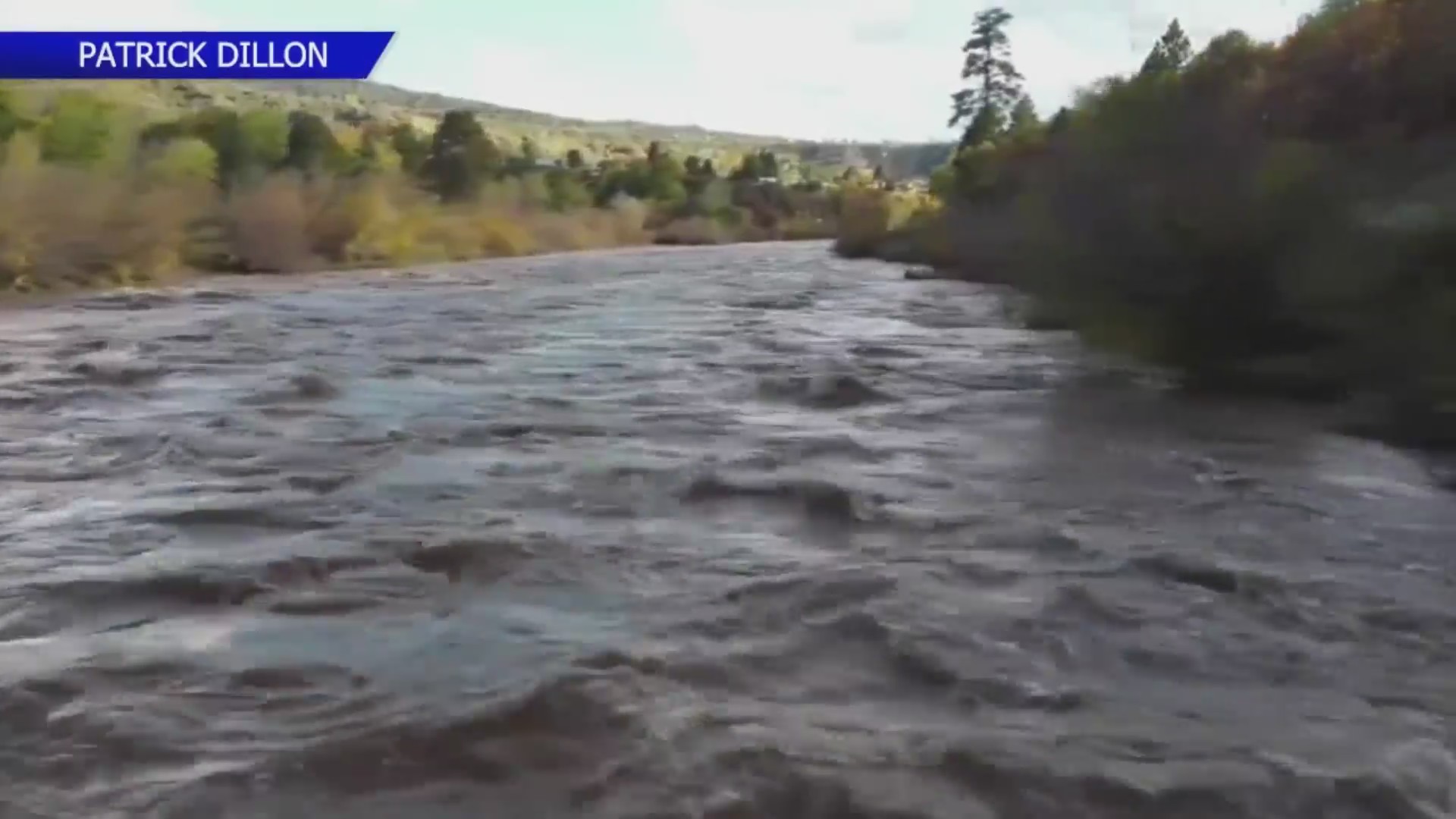 Animas River overflows banks in Durango, threatening homes