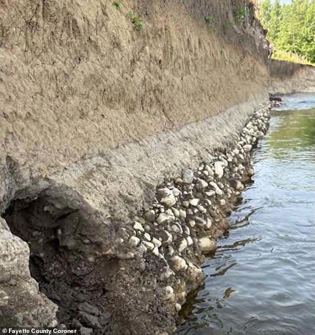 Stunning discovery as 4,000-year-old skull found along Indiana riverbank