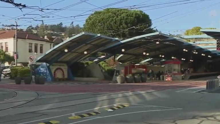 High demand wipes out Galaxy XR controllers hours after launch