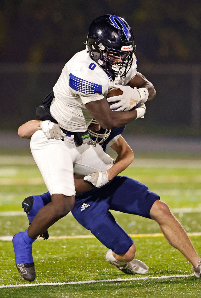 Vote for the South Shore high school football Breakout Player of the Year