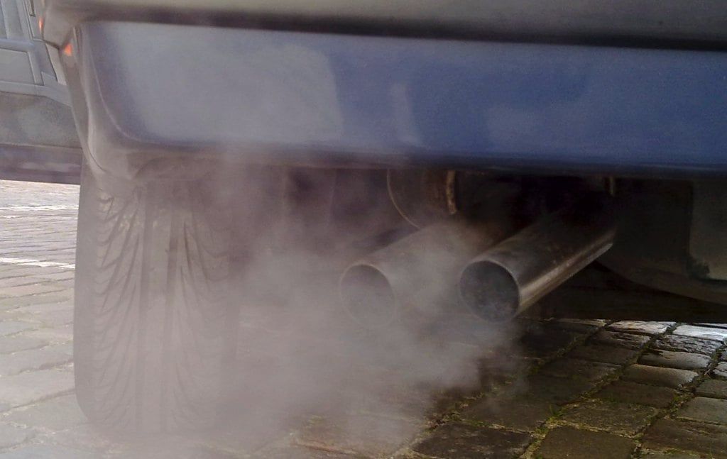 Los gobiernos ya buscan cómo cobrar impuestos a los coches eléctricos ...