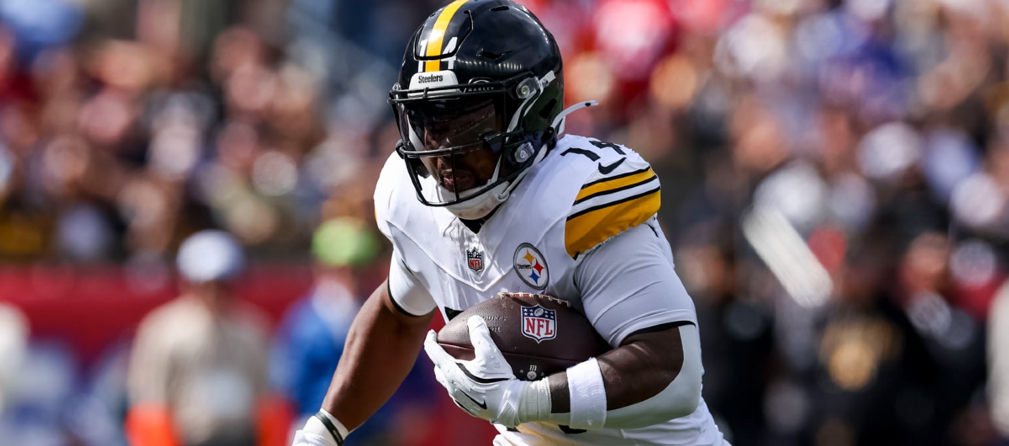 Top 5 NFL player props & bets: Week 18 picks (2025)