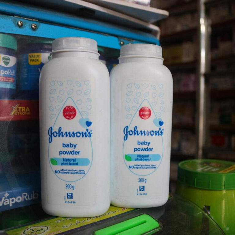 Talco Johnson & Johnson: 3.000 cause per rischio cancro