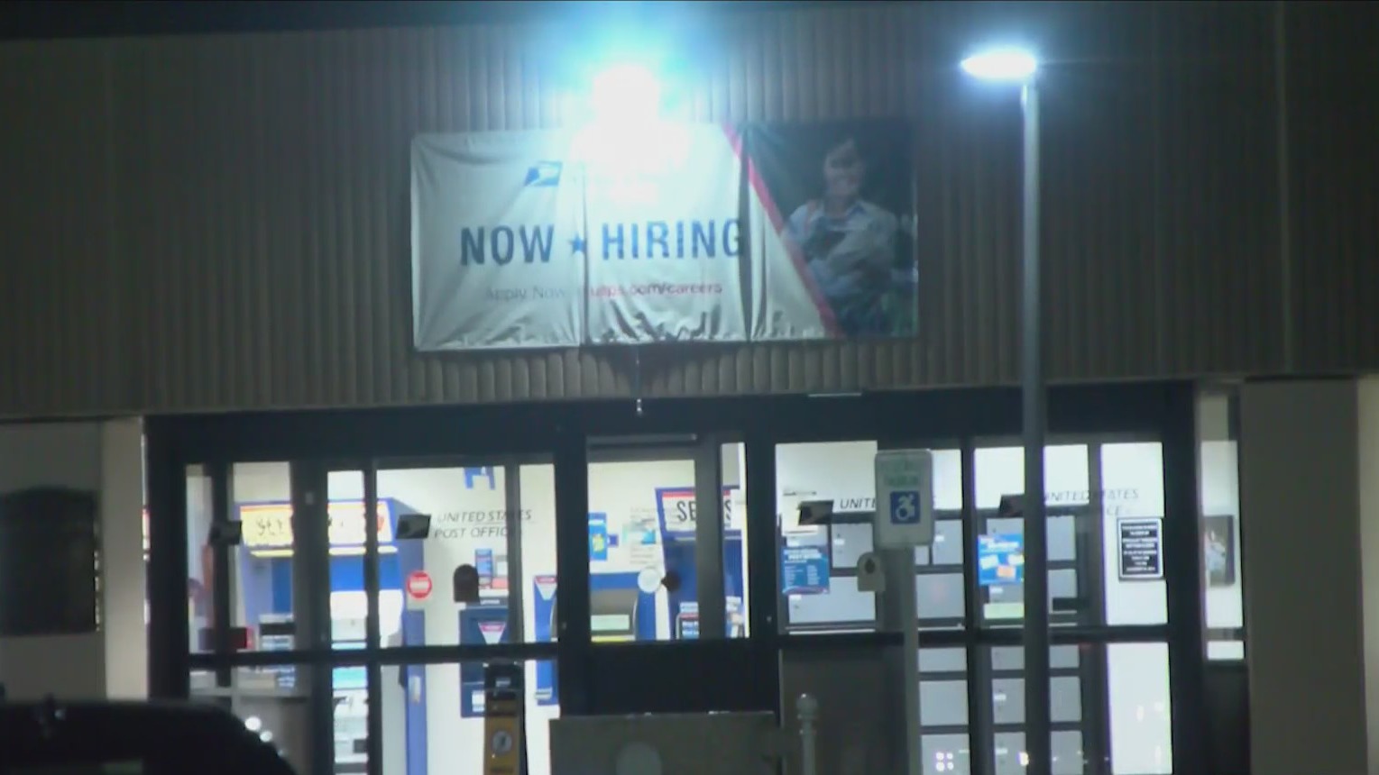 Postal worker shot outside USPS office in Henrietta