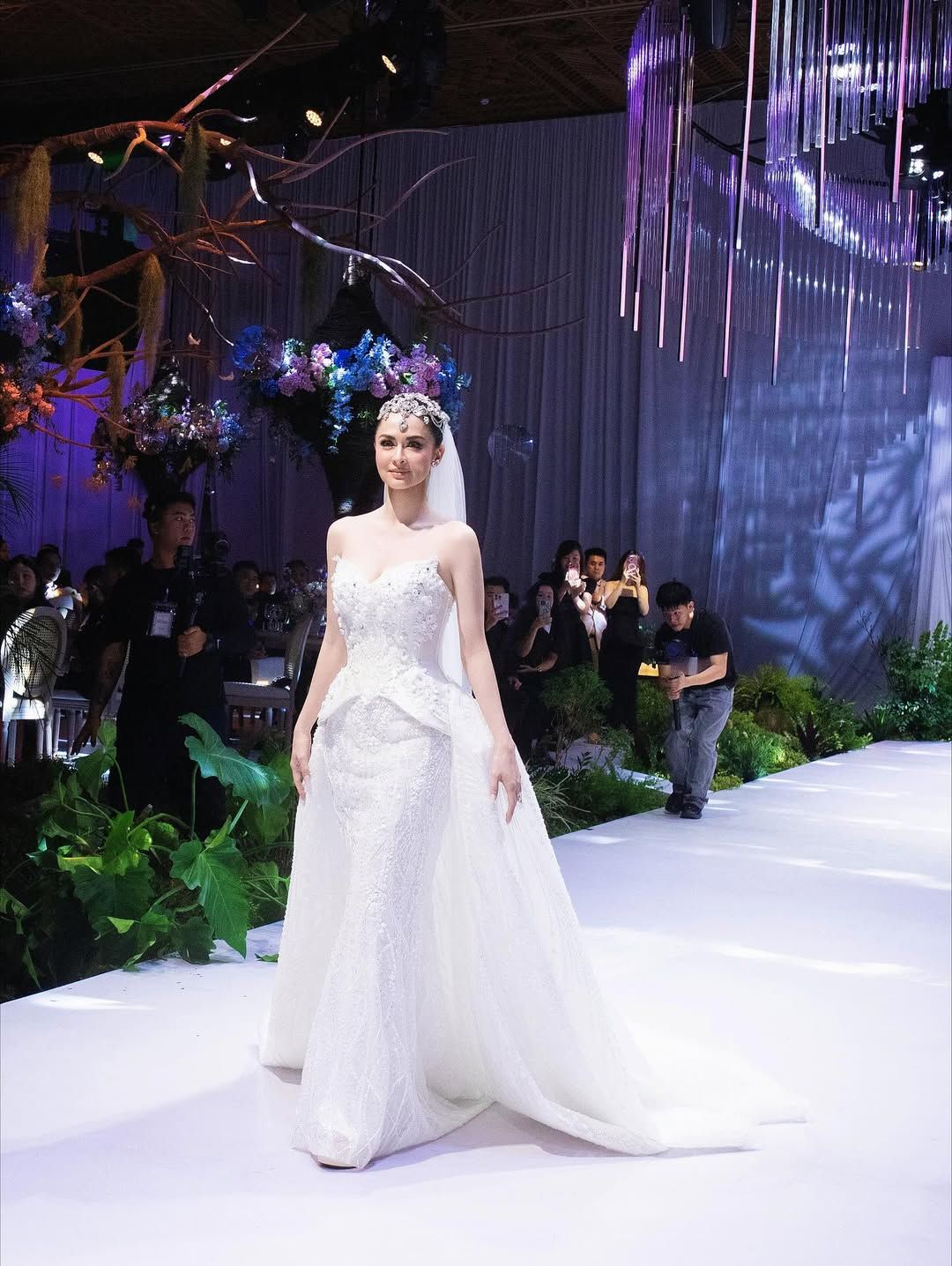 In Photos: Marian Rivera Shines at a Bridal Showcase in Vietnam
