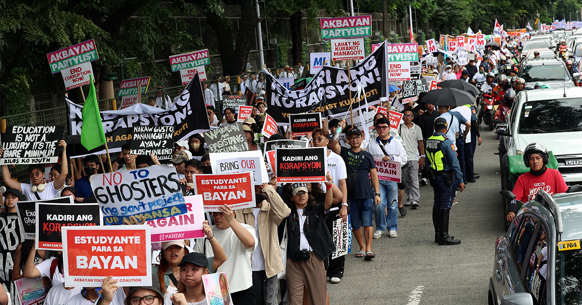 Survey: 97% of Filipinos believe corruption is widespread in gov't