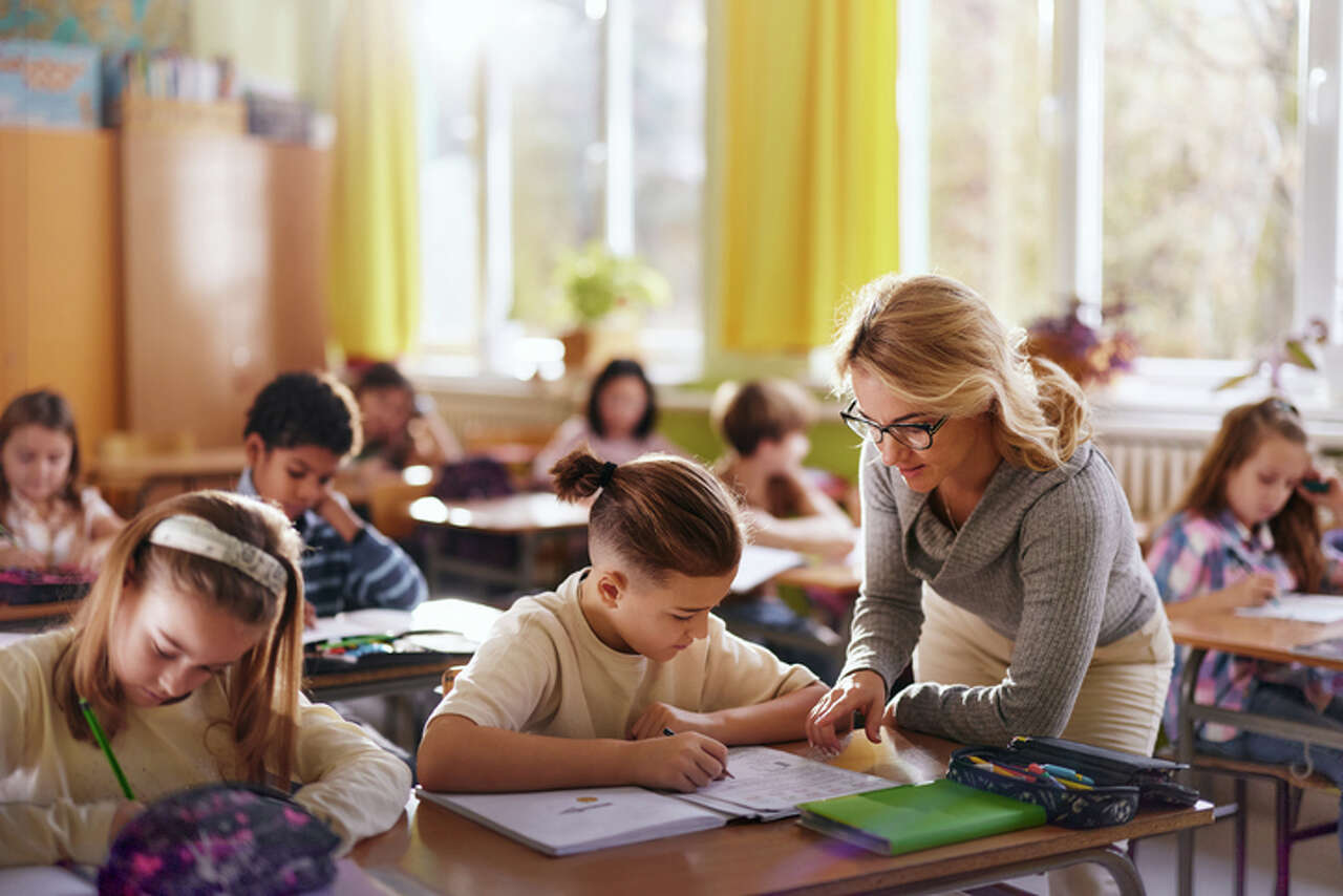 Report offers mixed review of educational progress in Illinois
