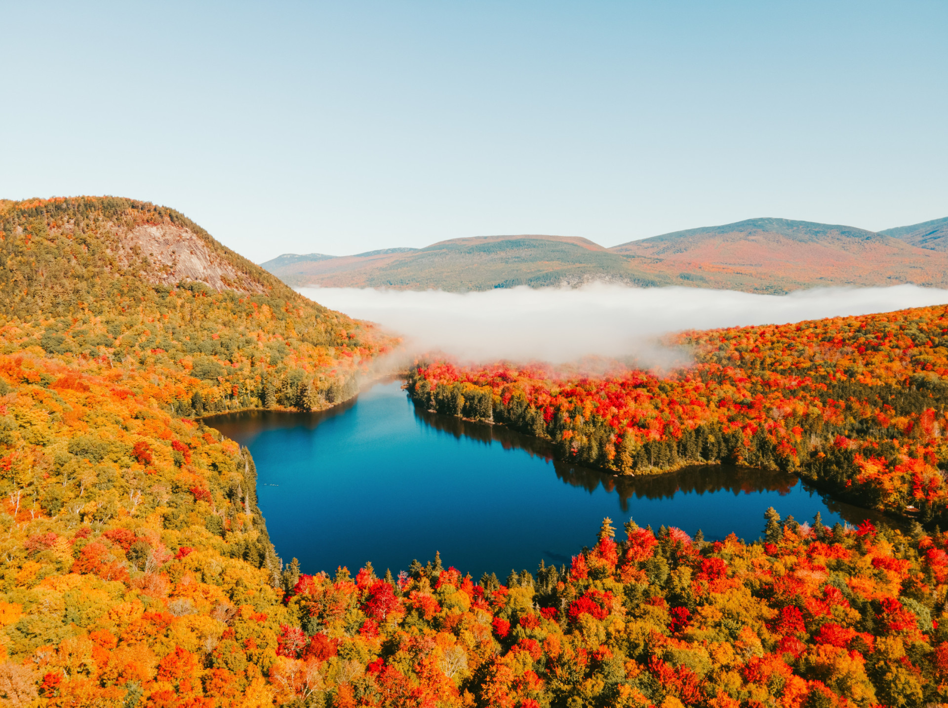 How does the natural world prepare for fall?