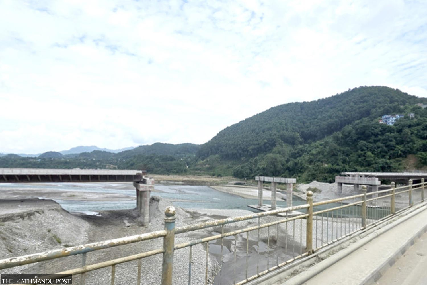 Delays plague construction of signature bridges on Muglin-Pokhara road