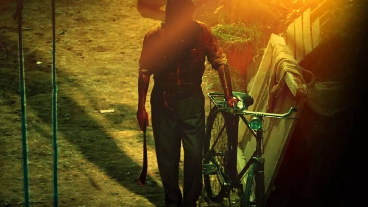 'Arasan': Silambarasan urges fans to watch the promo in theaters, 'My ...
