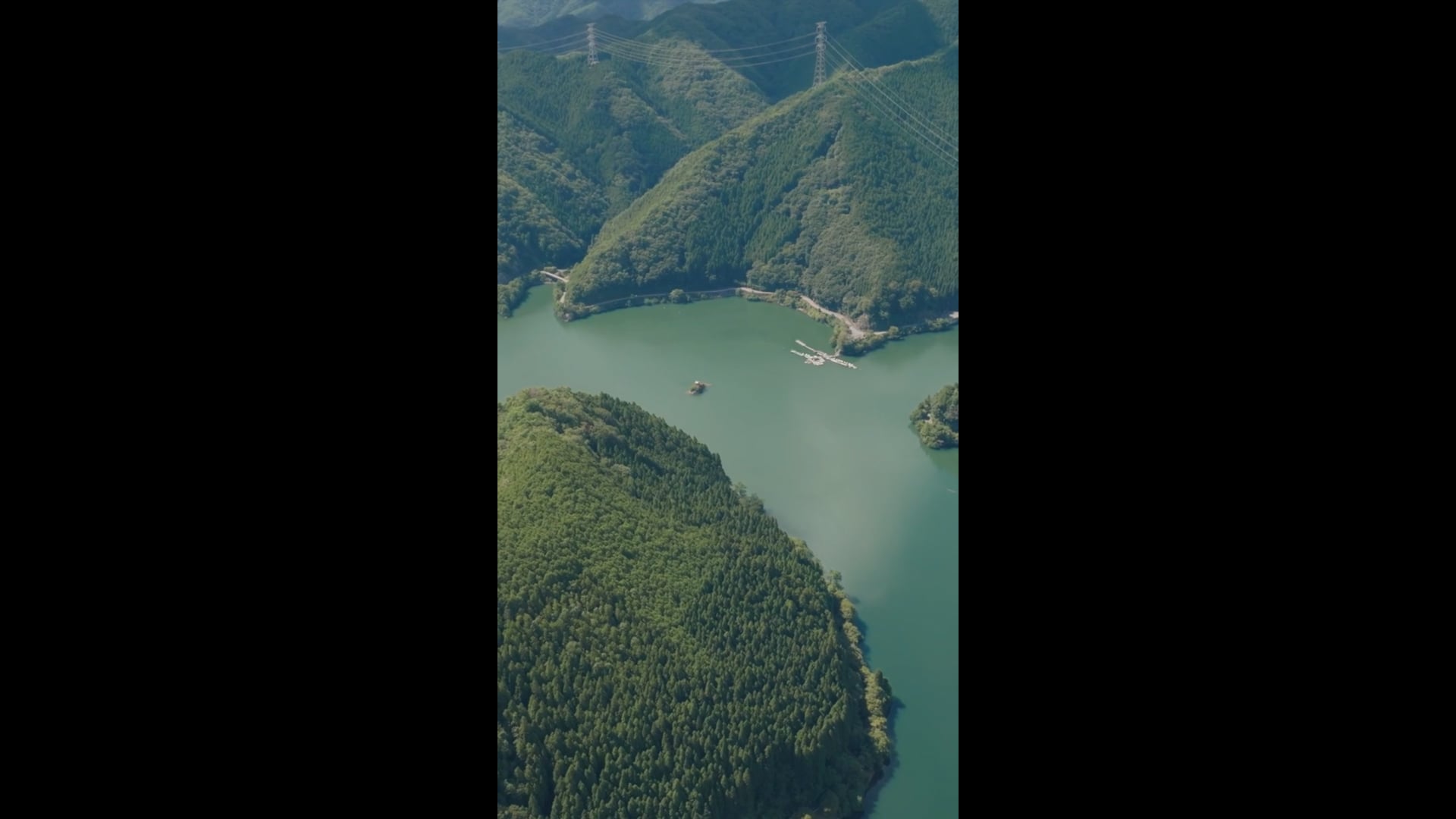 Les temples et sanctuaires de Kyoto dévoilés grâce à des images de drone.