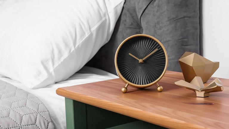 Daylight Saving Time ends: Tips for adjusting to new sleep schedules