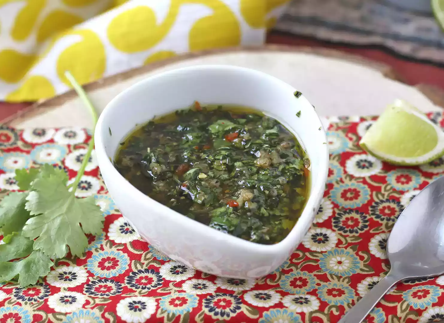 Chimichurri saus: de perfecte touch voor je braadstukken en barbecues.