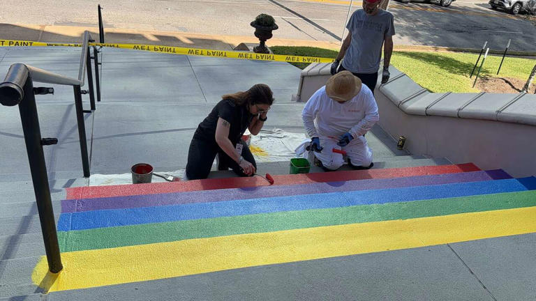 North Texas church paints rainbows amid Abbott's threats