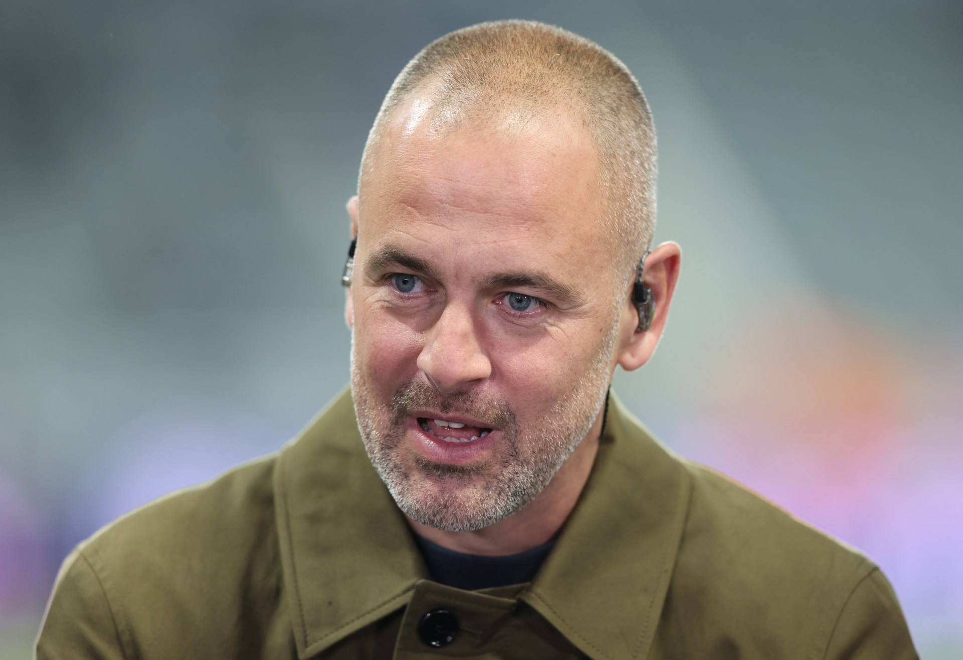 Joe Cole calls out 'clumsy' Chelsea star against Ajax