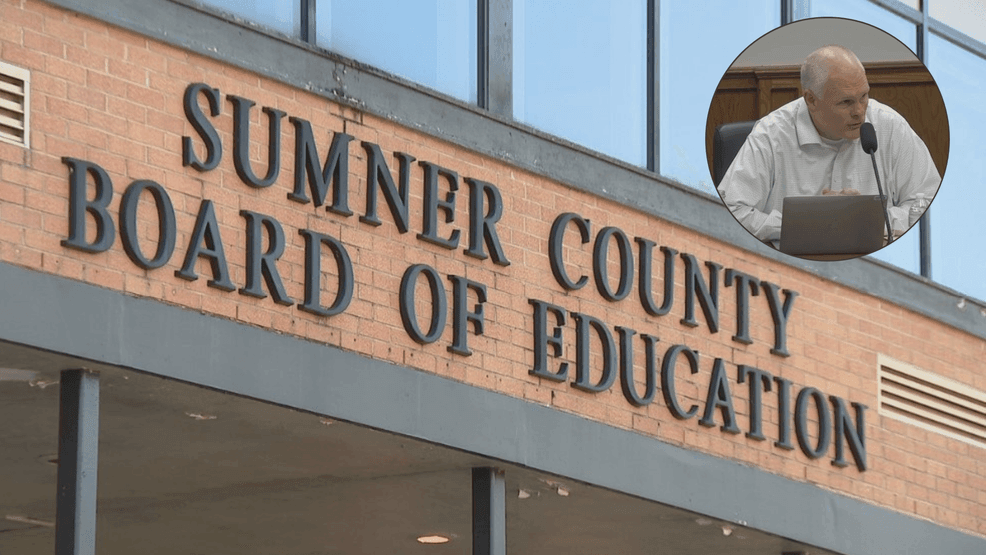 Sumner County School Board votes to renew the director's contract amid ...