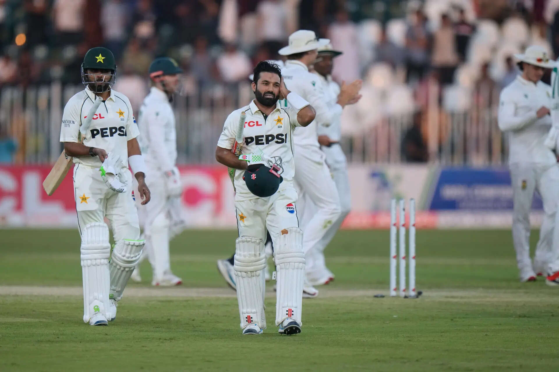 Why Mohammad Rizwan was not out despite hitting the stumps on the last ...