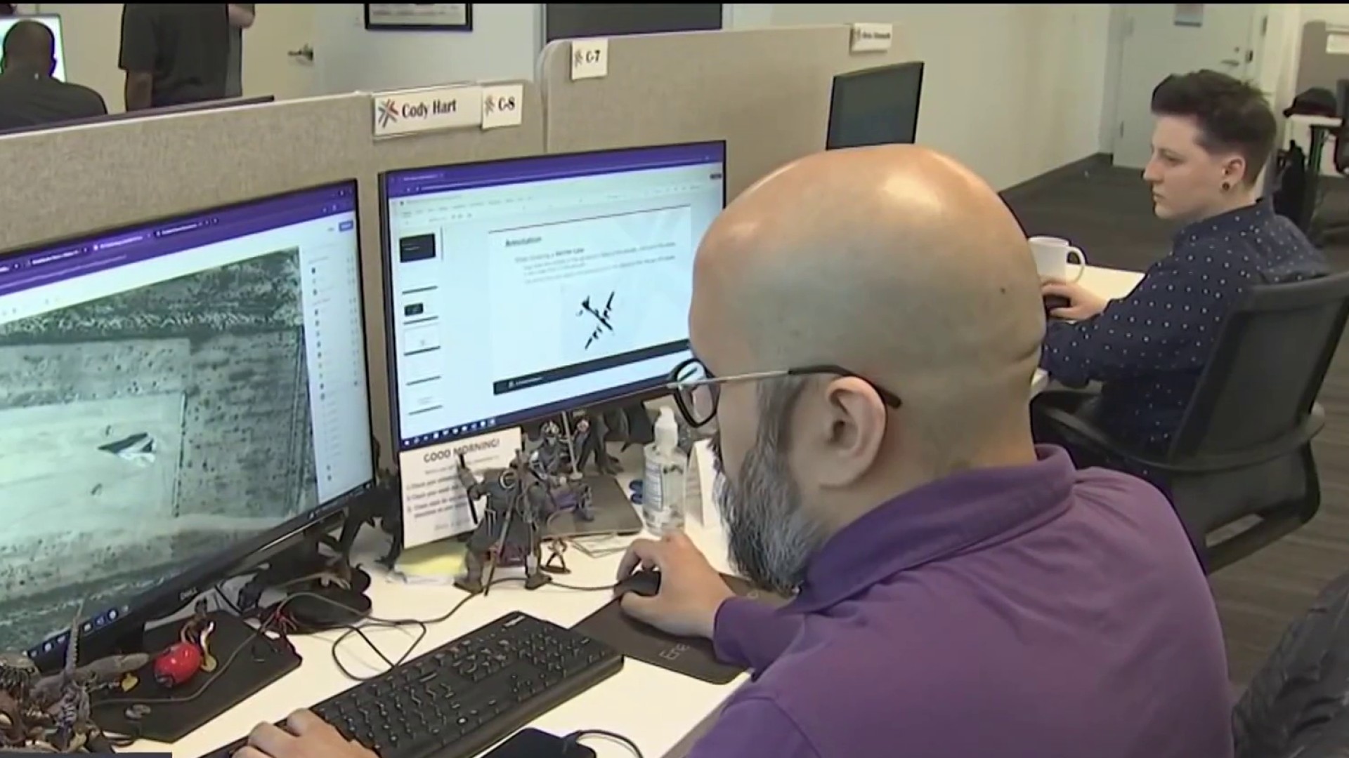 ‘Hey, Meta. What's in front of me?' How AI glasses are changing a blind ...