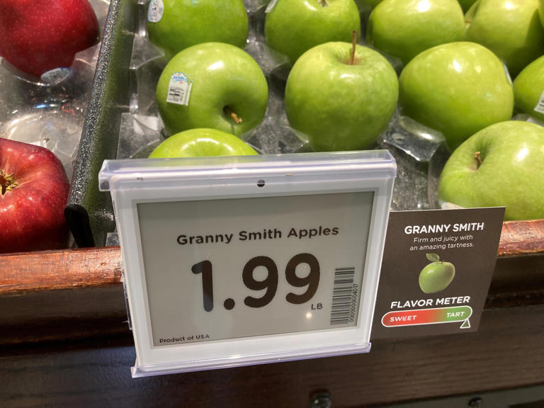 Kroger expands digital price tags as pricing concerns grow