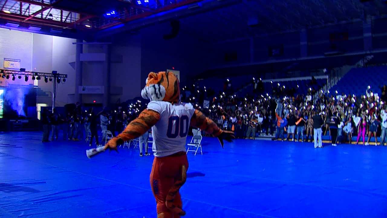 Tiger pride roars as Savannah State kicks off Homecoming 2025