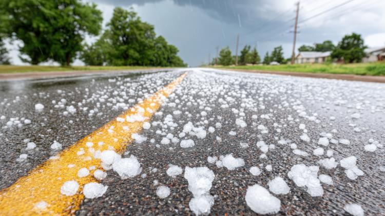 Weather Blog | How graupel and hail forms during a lake-effect rain event