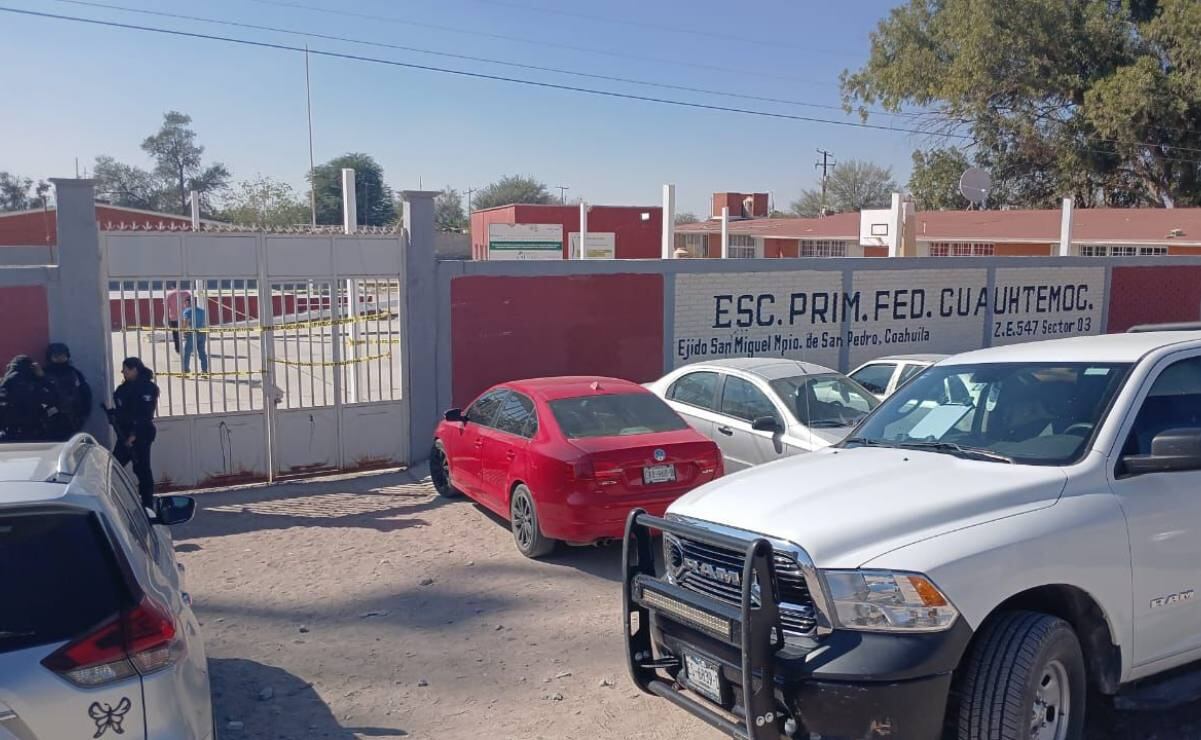 Muere niño al caerle estructura de metal en primaria de Coahuila; SEP ...