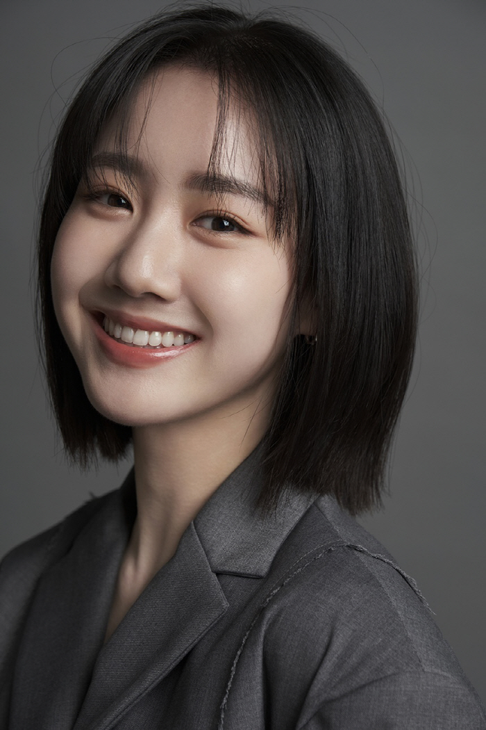 Jin Ji-hee confirms the cast of the play's old man's dream...A preview of chemistry with Ha Hee ...