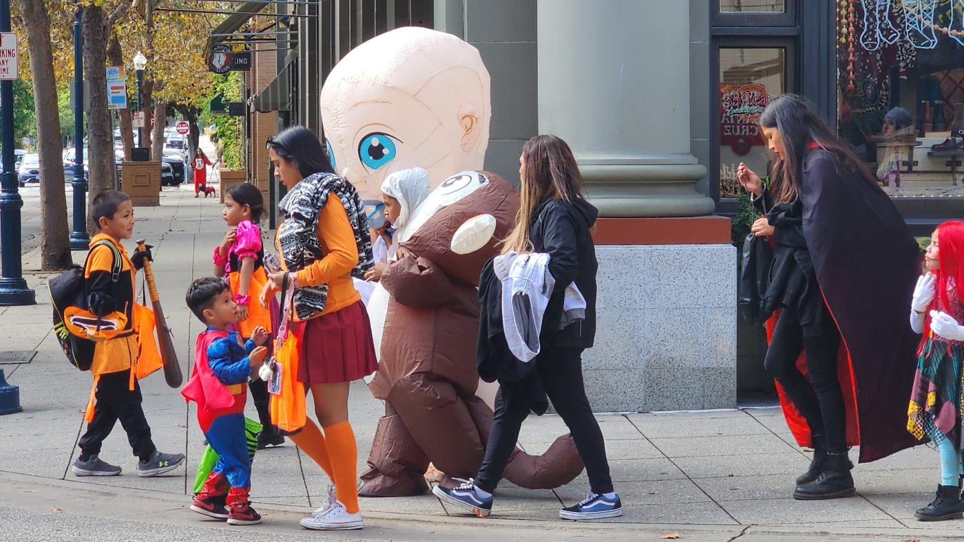 Santa Cruz County events offer head starts on candy hauls, Halloween fun
