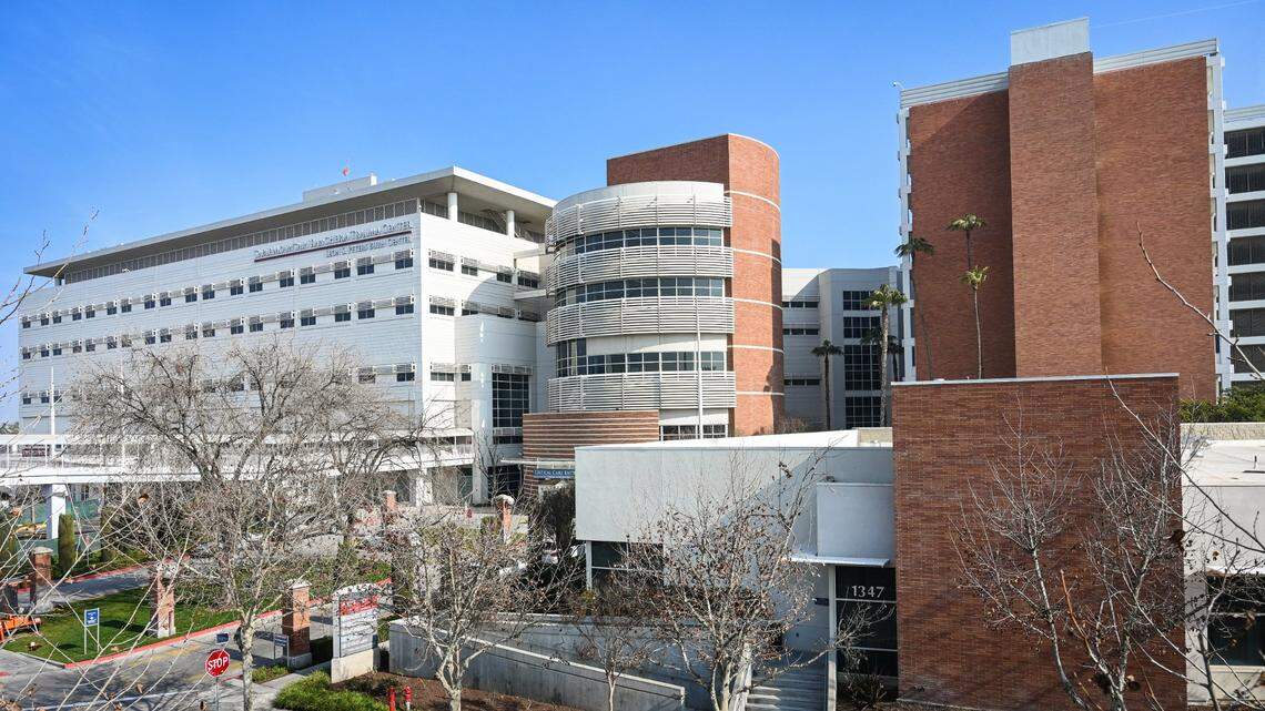 Hospital group 'negotiating' end to disputed freeze on Fresno Unified ...