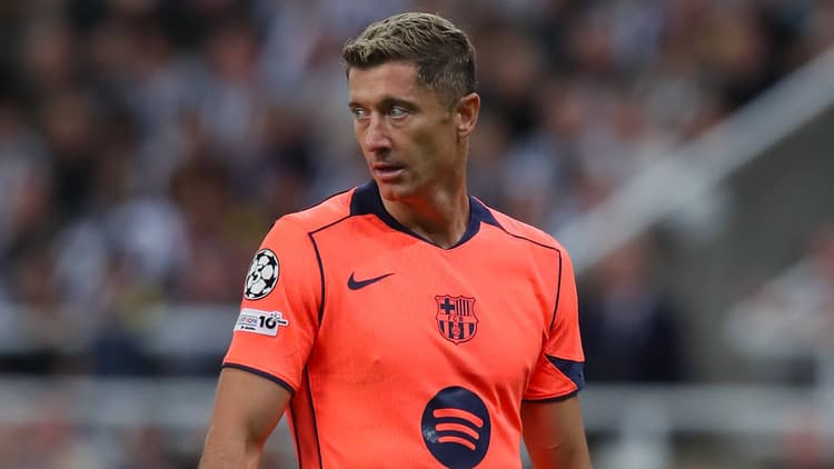 Football Transfer News Recap: Man Utd make Lewandowski decision as ...