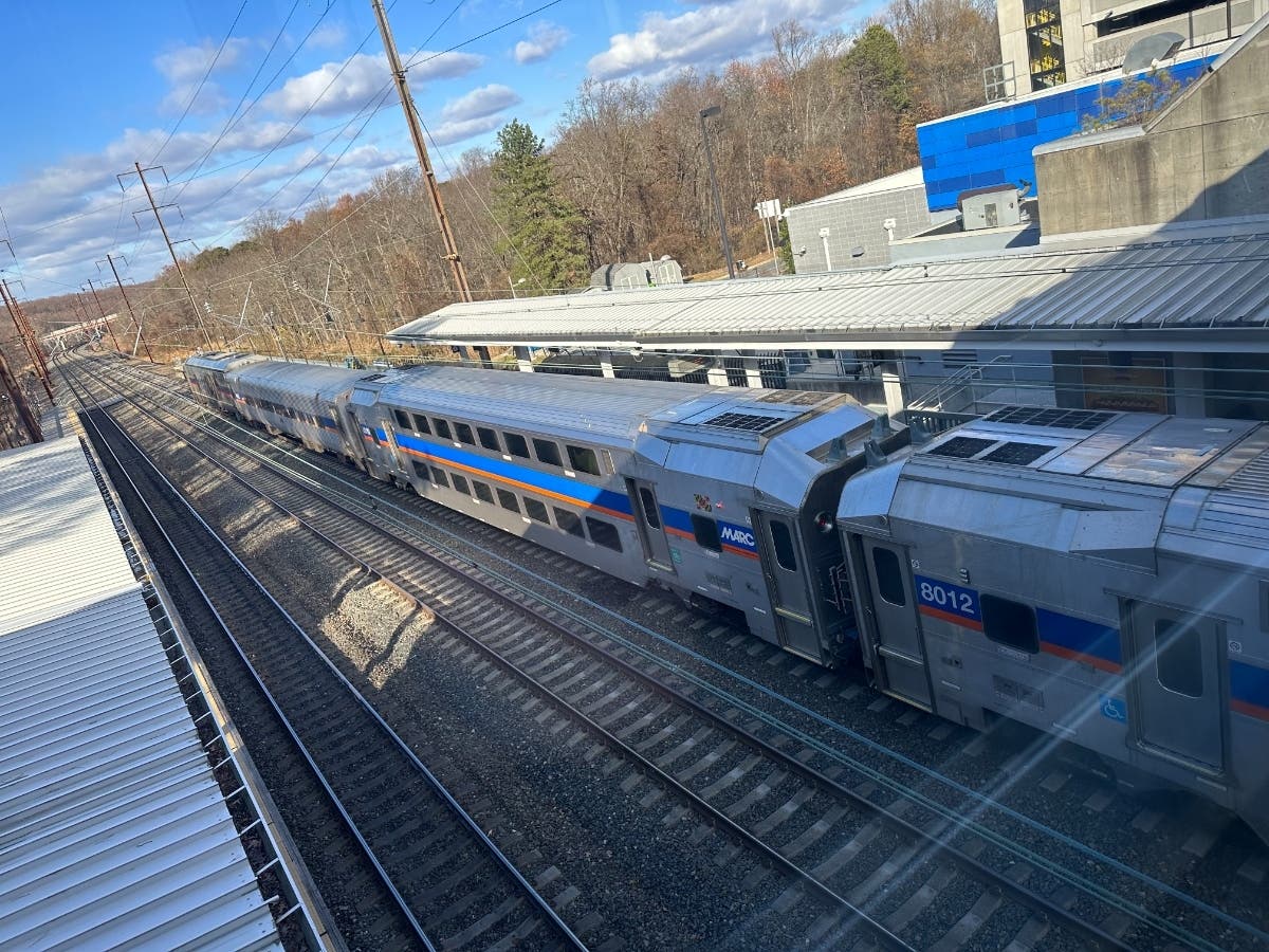 MARC Train, Commuter Buses Free For Federal Workers During Government ...