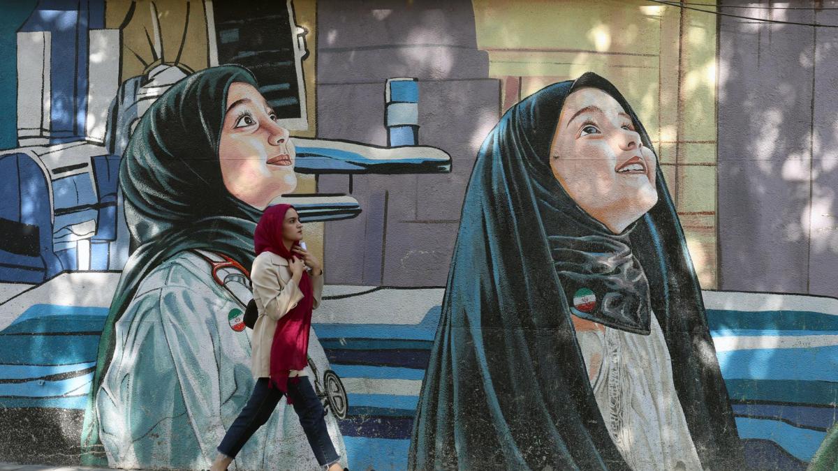 El 'destape' de la hija de un alto cargo de Irán vuelve a incendiar el ...