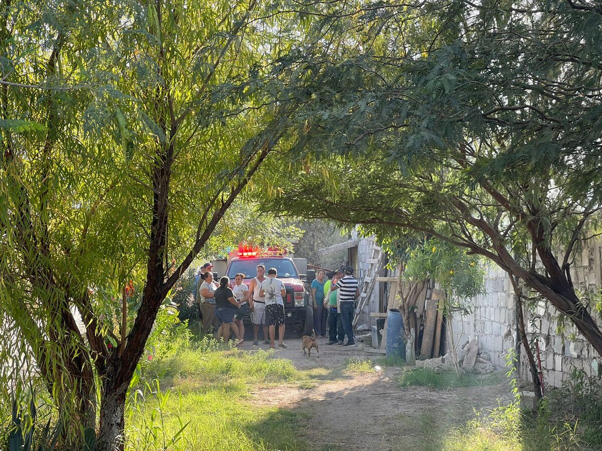 Incendio consume corral con animales en ejido de Torreón