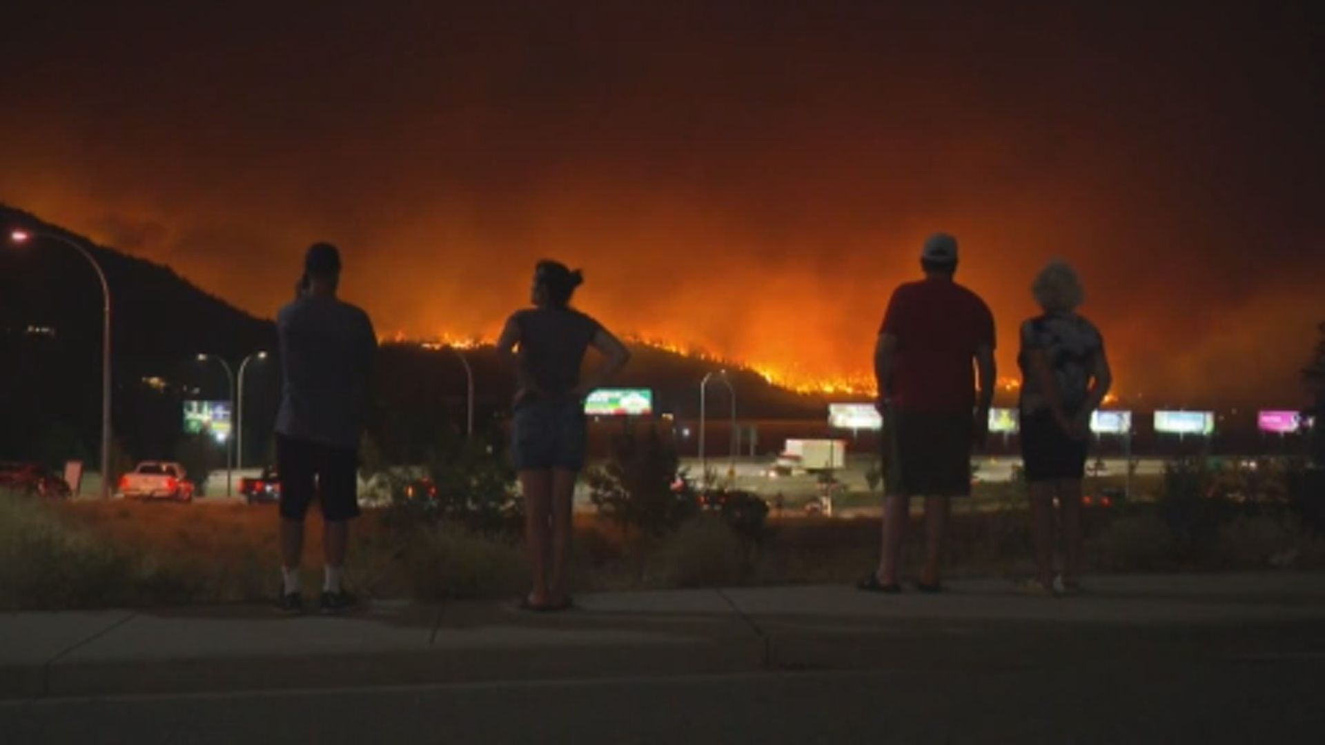 'Don't let Canada burn': Wildfire survivors call for more federal support
