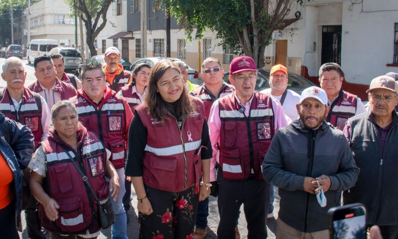 Lanzan estrategia "Enchula Tu Camellón" para renovar imagen de Azcapotzalco