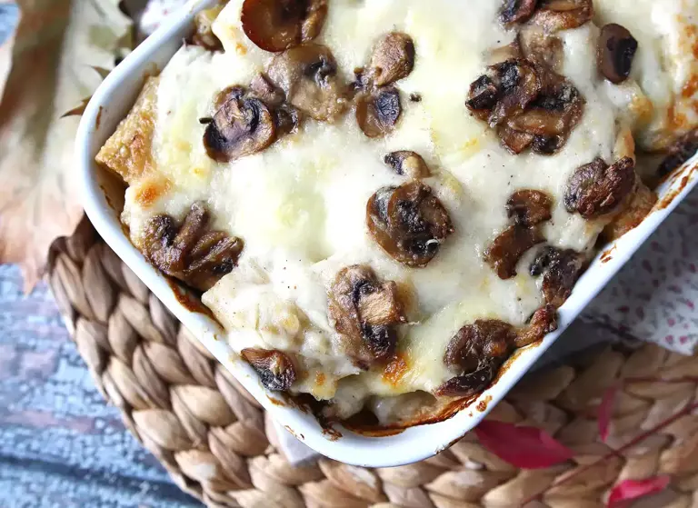 Baked mushroom pasta: The perfect creamy and stringy recipe for fall