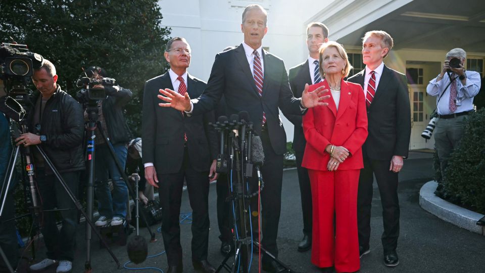 GOP attempts to squeeze Democrats with vote to pay ‘essential workers ...