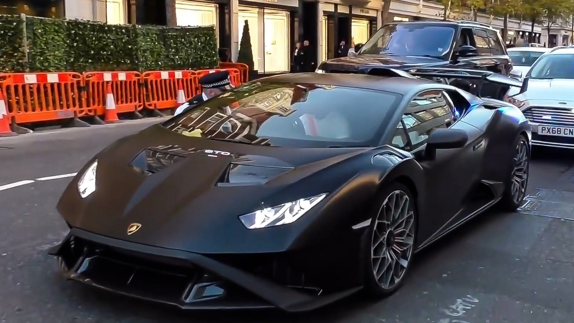 Police Stop Lamborghini Huracán STO
